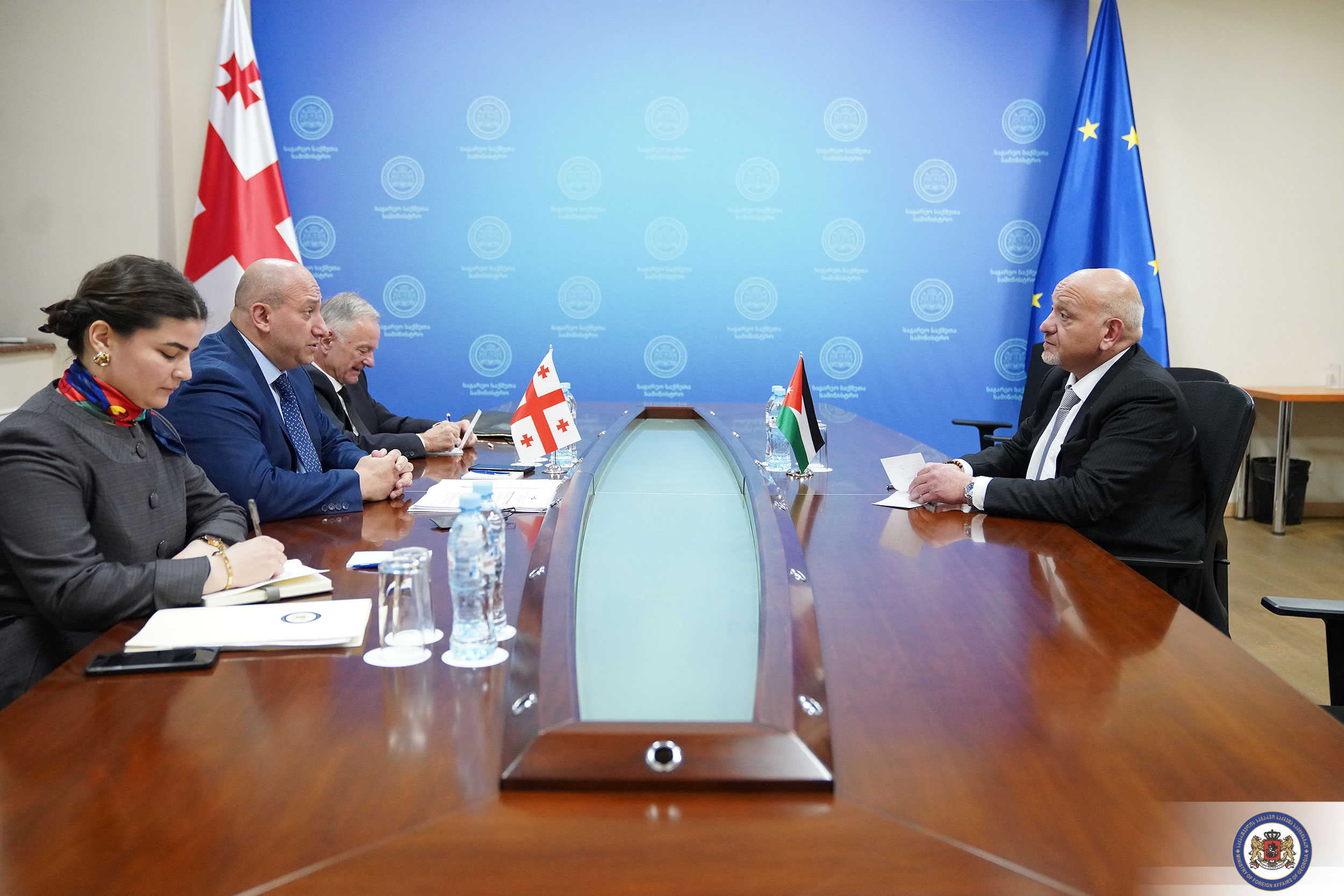 The Deputy Minister of Foreign Affairs has met with the Non-Resident ...